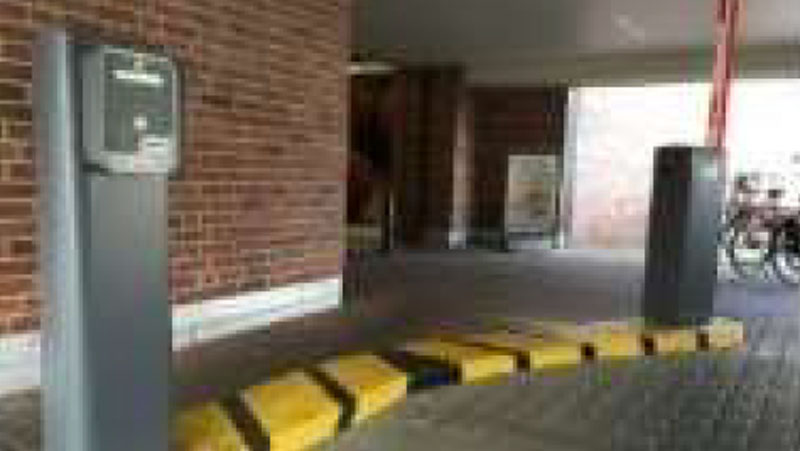 Entry terminal barrier • XMS Group - Progettazione e realizzazione ...